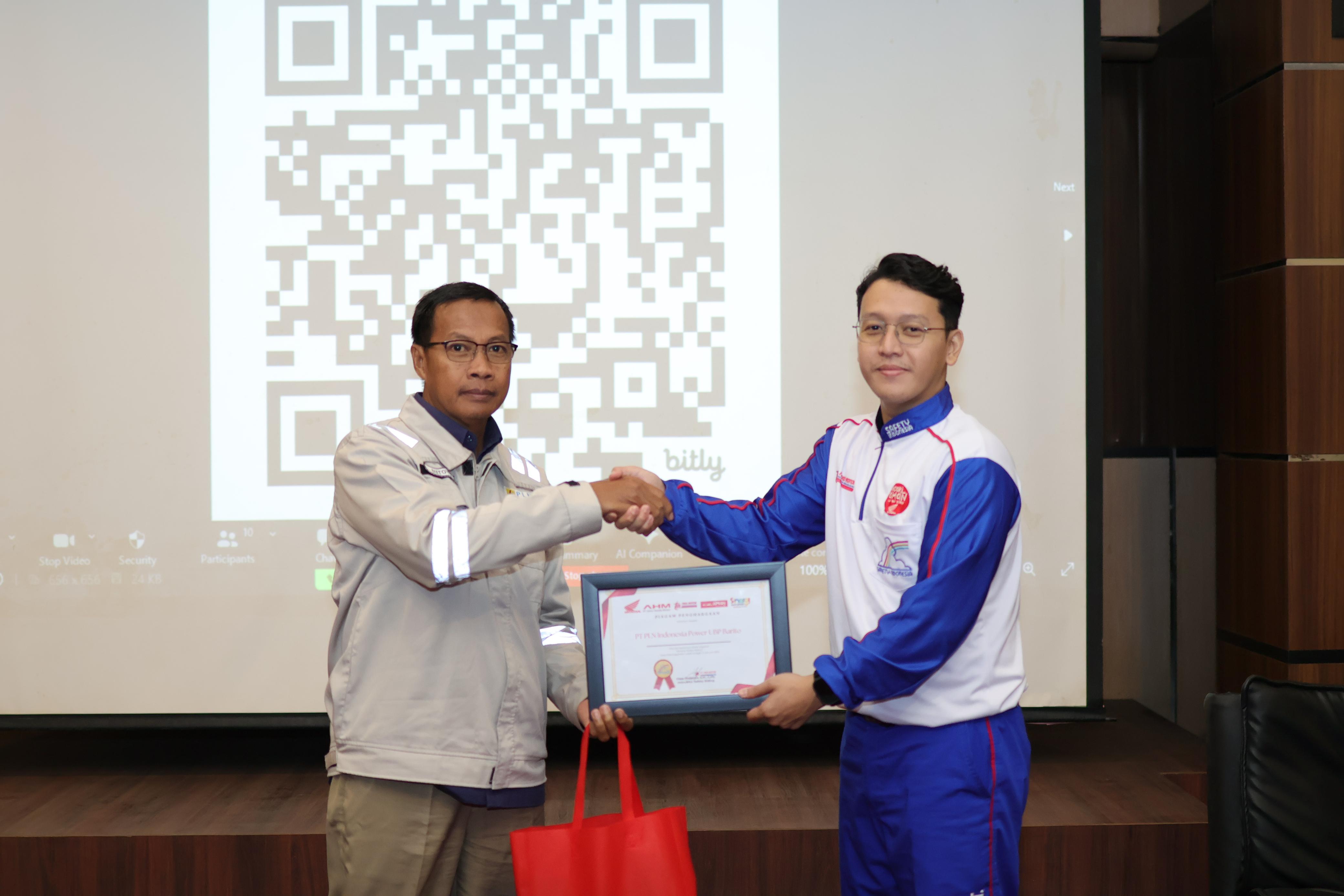 Karyawan PT PLN UBP Barito Ikuti Safety Riding Bersama PT Trio ...